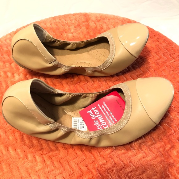 dexflex comfort | Shoes | Dexflex Comfort Womens Claire Scrunch Flat ...